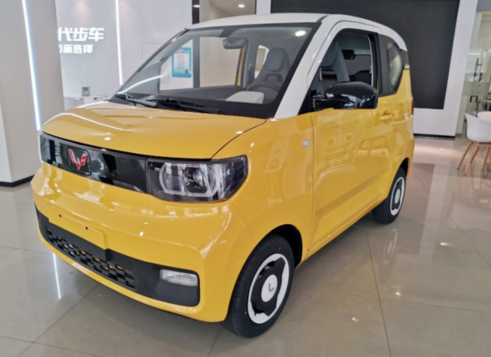 Wuling "Macaron" arrives at the store, the two-color appearance is more ...