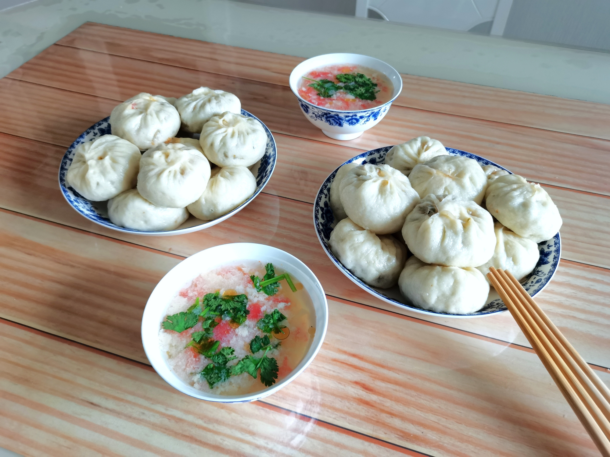 Autumn is the season to eat this stuffed buns, the taste is so fragrant ...