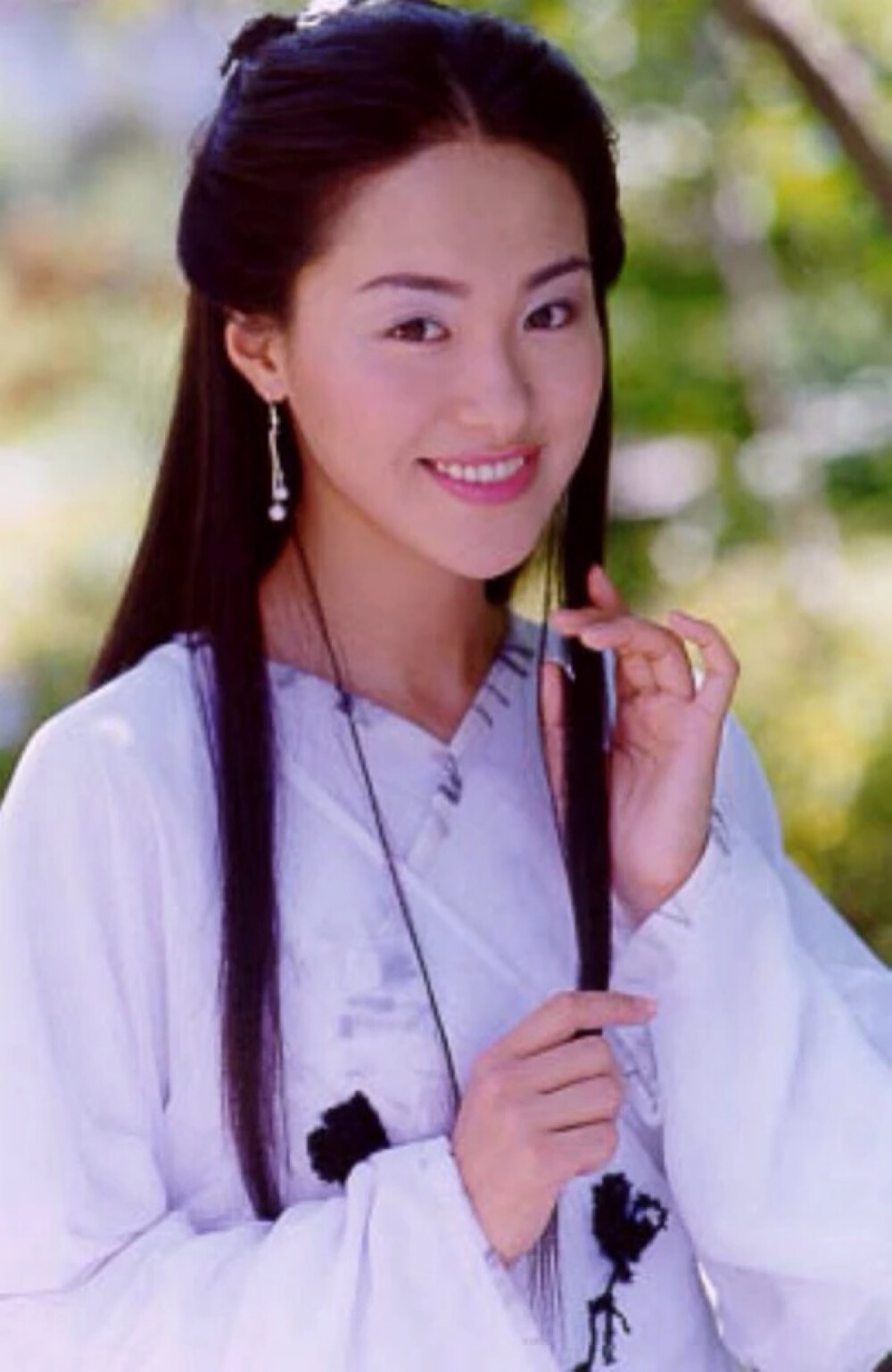 6 actresses with very beautiful moles, not only do not affect their ...