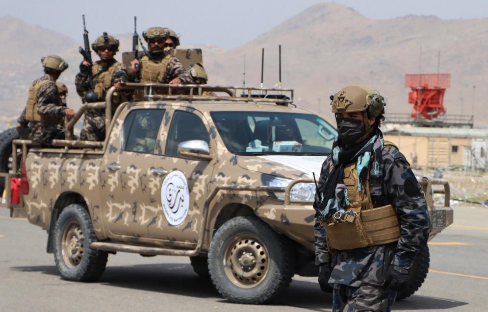 Taking over the Kabul Airport, Atta Special Forces showed up again. Who ...