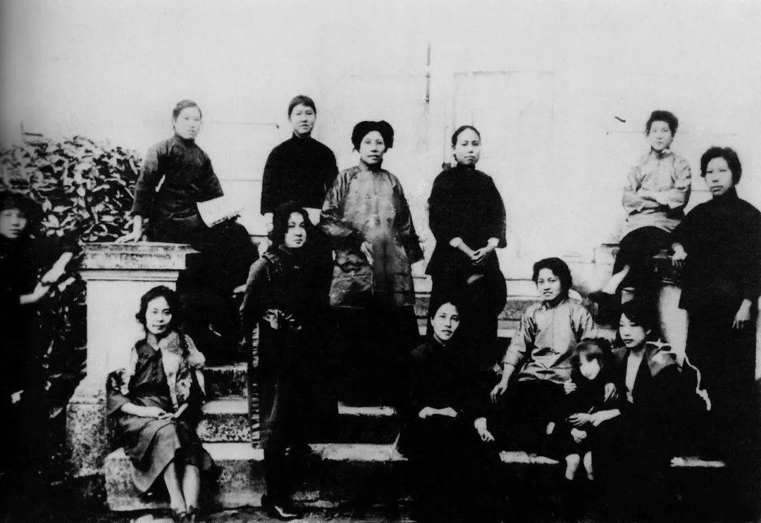 Why did Xiang Jingyu and Cai Hesen, who were praised by Mao Zedong as ...