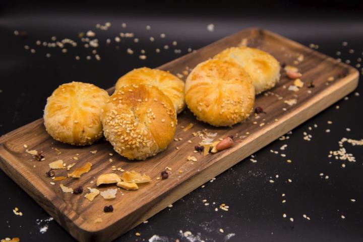 The taste of the city: the changeable and unchanging Shuangma crisp - iNEWS