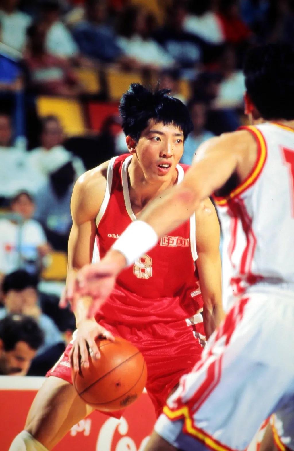 Hu Weidong is not short-sighted, 650 degree astigmatism makes him have the basket in his heart ...