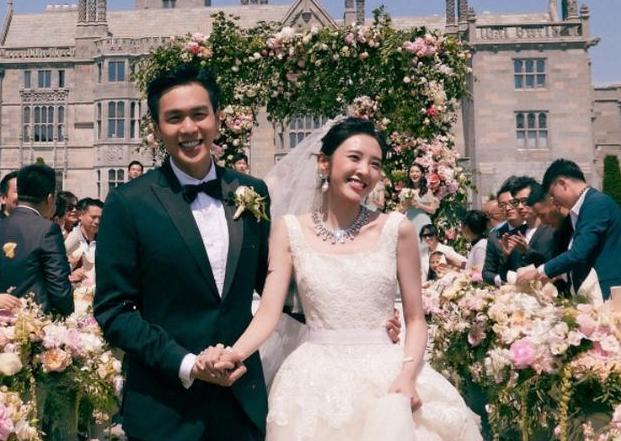 Liu Bei: 1 married Zhang Ruoyun's father, 2 married her husband cheated ...