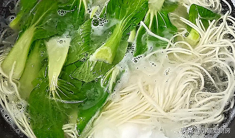 In winter, the noodles are delicious in this way, and the taste is ...