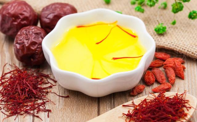 What are the benefits of drinking saffron water frequently?About the ...