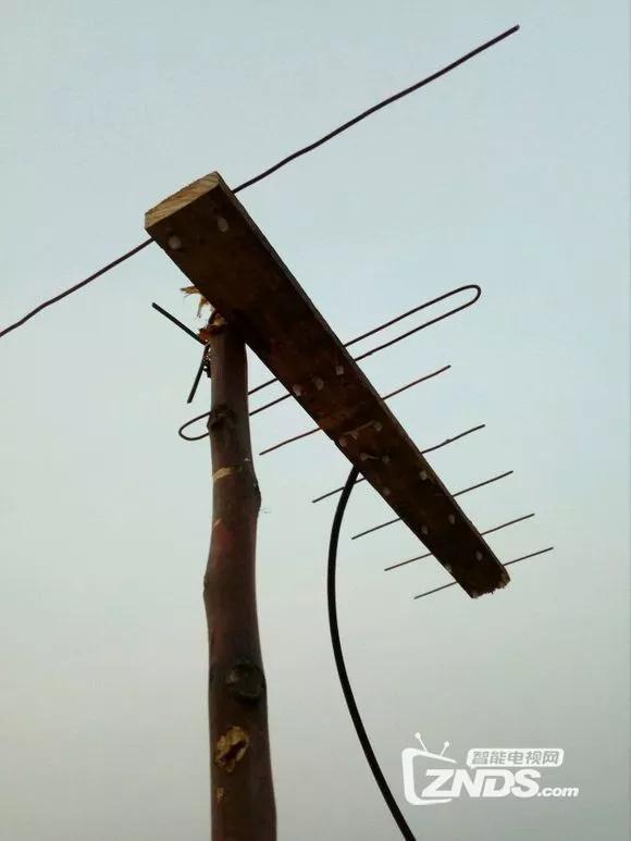 In those years, my love for the TV antenna rack - iNEWS