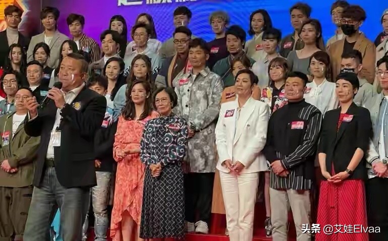 74-year-old Wang Mingqi real gas sent, wearing a long skirt, the old ...
