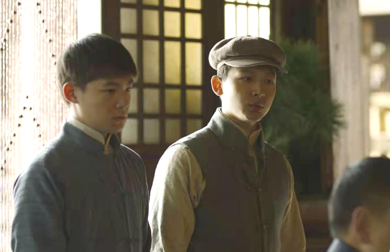 "The Awakening Age" premiered on CCTV, with 3 supporting actors ...