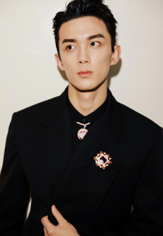 Little gossip of stars such as Meng Meiqi, Wu Lei, Luo Yunxi - iNEWS