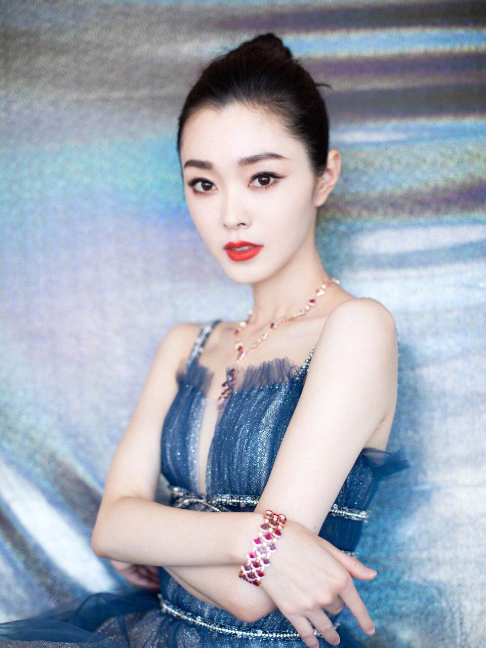 Song Yi sexy photos - iNEWS