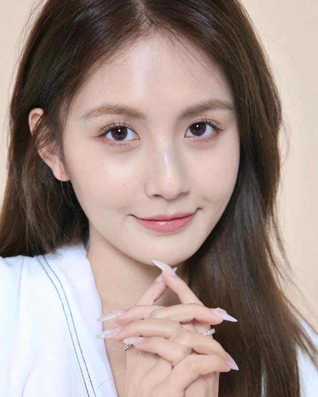 Are you 2D makeup or "3D" makeup?The difference between before and ...