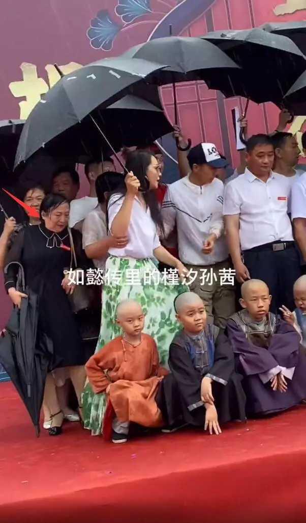 Zhen Huan's biography "Cui Jinxi" is playing a big name?Wearing ...