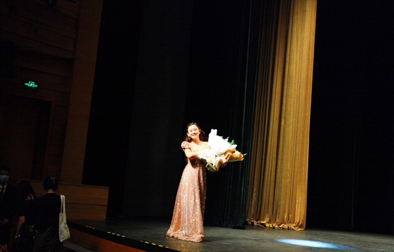 International pianist Hu Xuesha exhibited master style Shenzhen concert ...