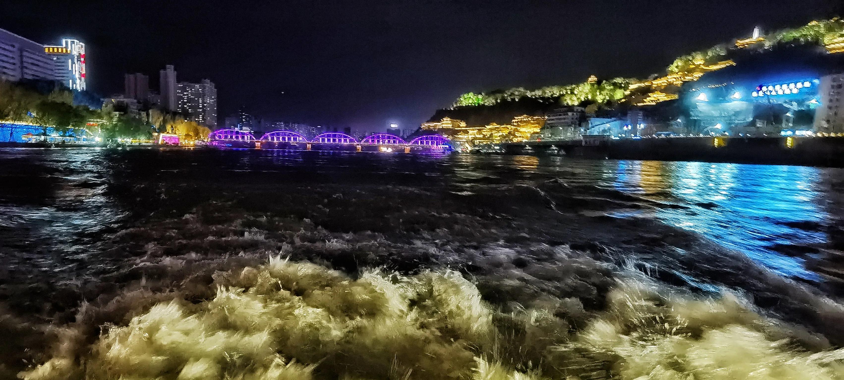 Lanzhou Yellow River Tower-a landmark of the Yellow River landscape in ...