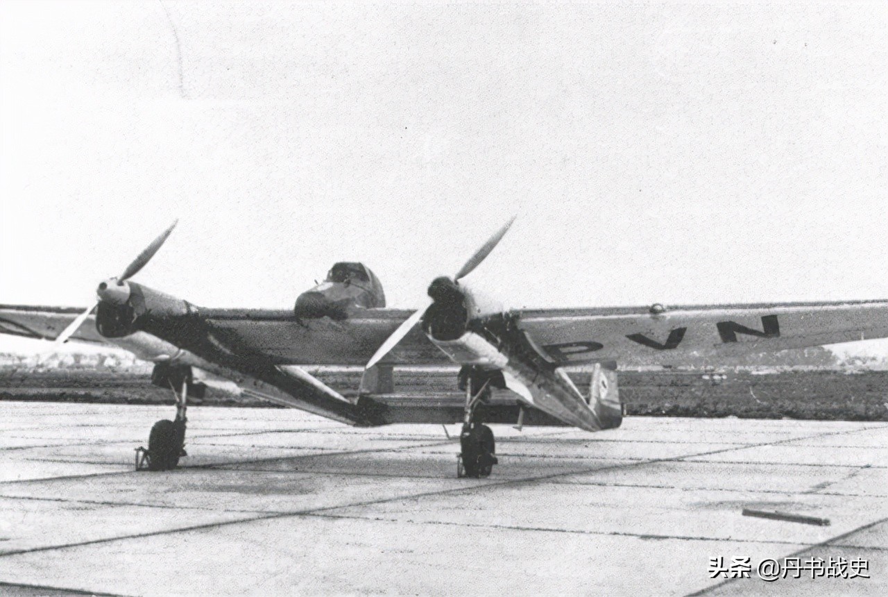 Reconnaissance aircraft changed to attack aircraft, World War II German ...