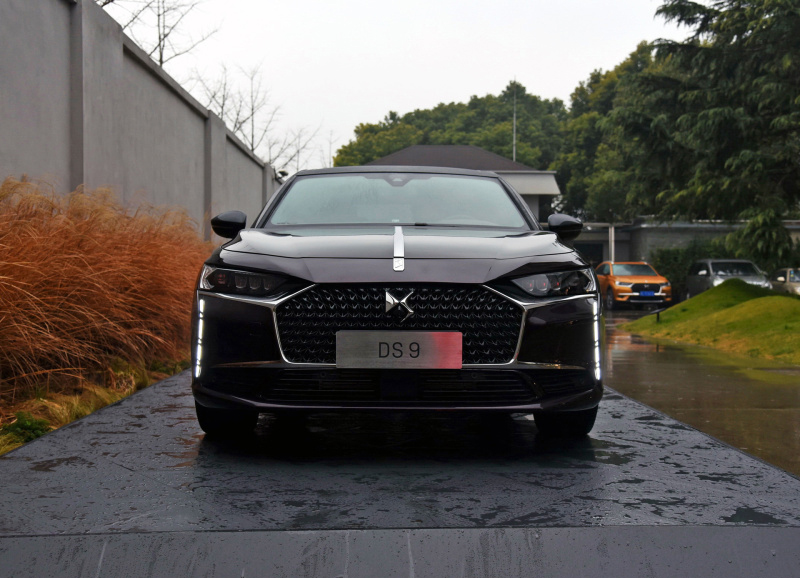 French luxury car DS9, 24.99 million, appearance is amazing, is 1.6T ...