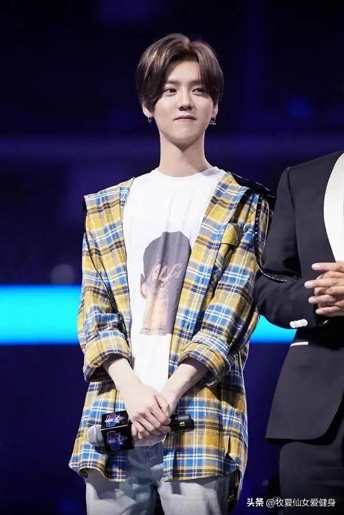 31-year-old Lu Han loses weight for the show. After losing weight, his ...