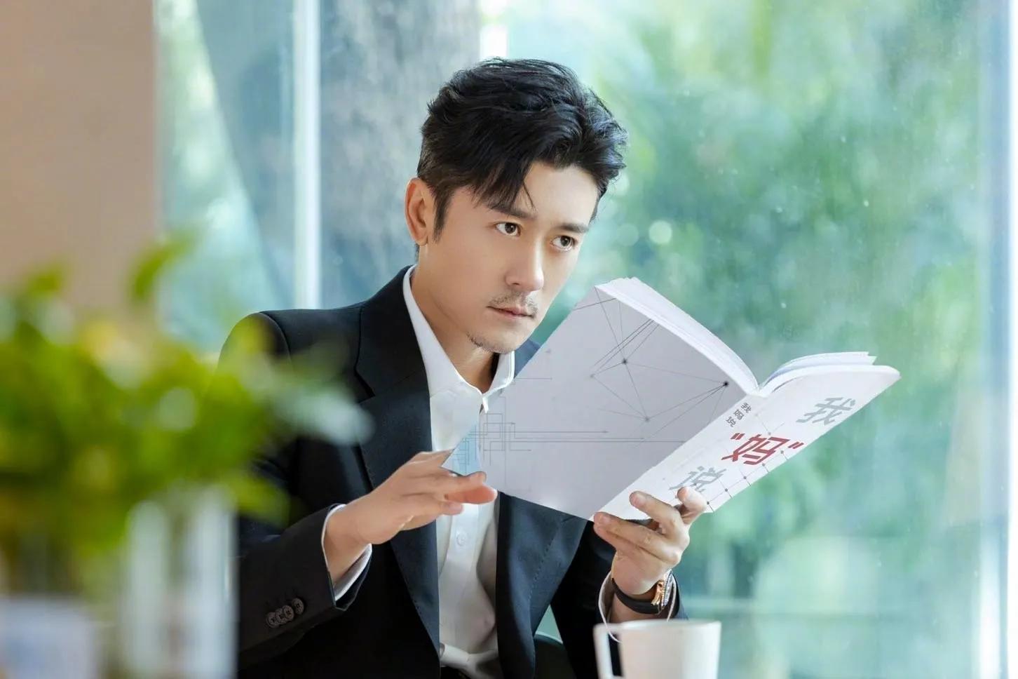 The real mother is Li Xiaowan, and the godmother is Li Shaohong. Lin ...