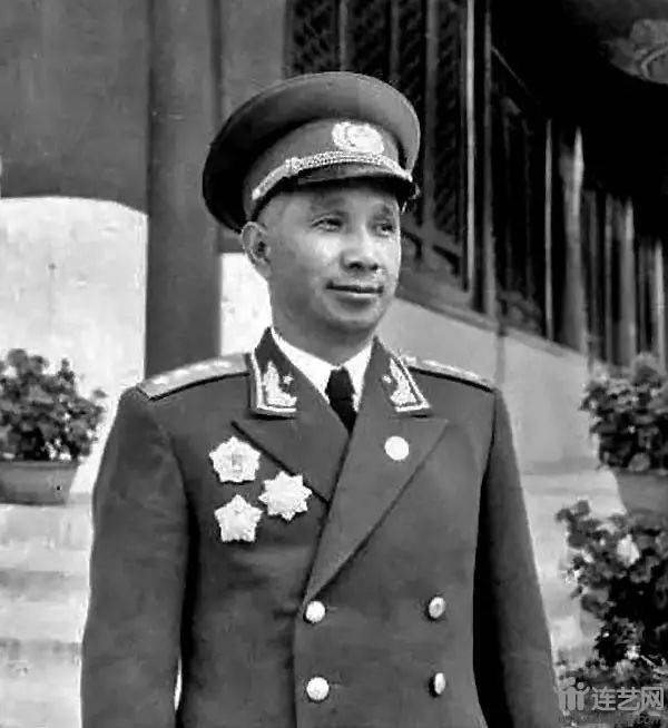 List of the top ten generals of the founding of New China and their ...