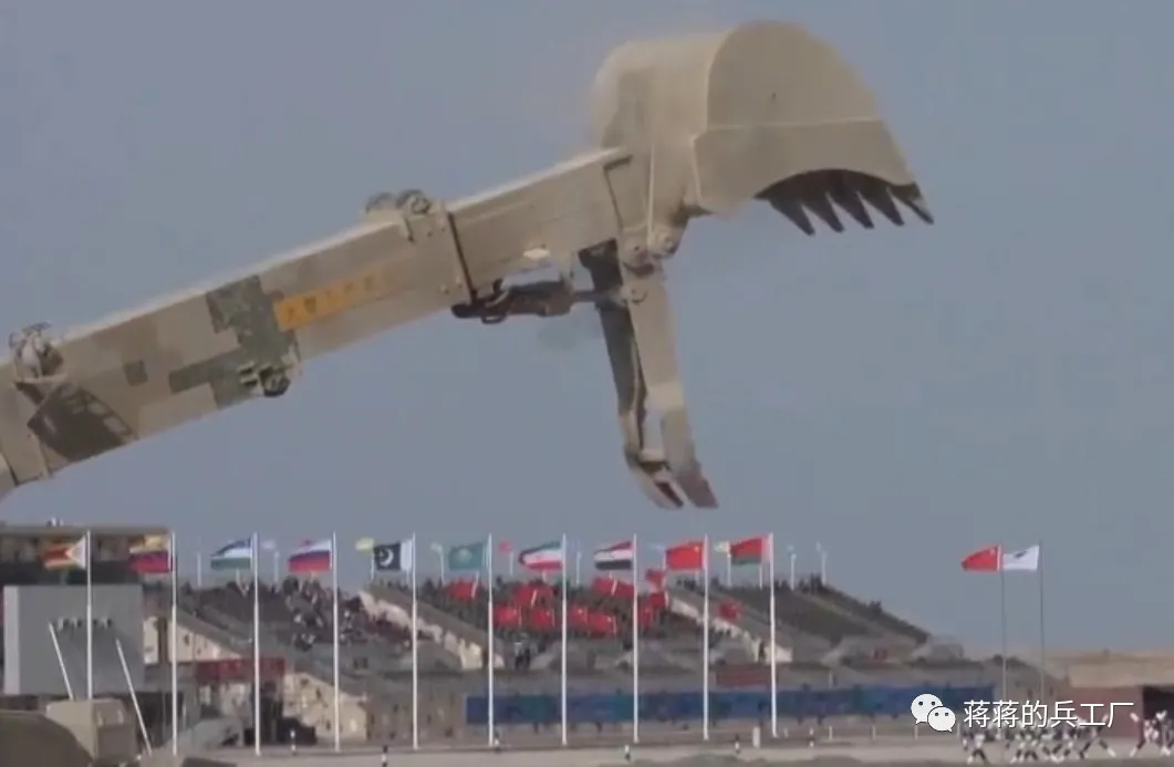 71 Group Army GCZ-112 multi-purpose crawler engineering vehicle ...