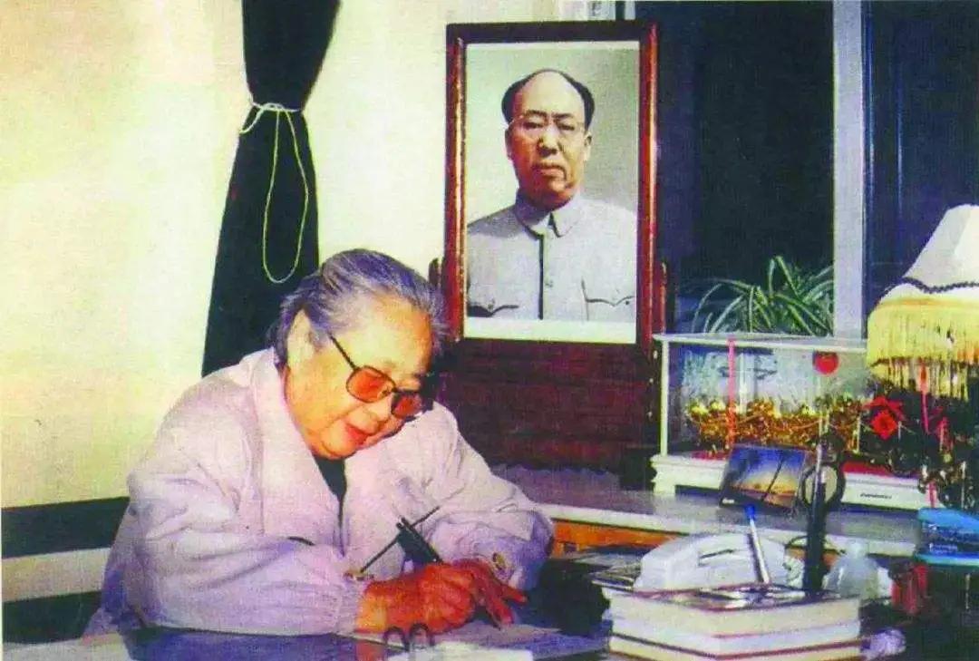 Lin Yueqin, who lost her husband at the age of 50 and died at the age ...