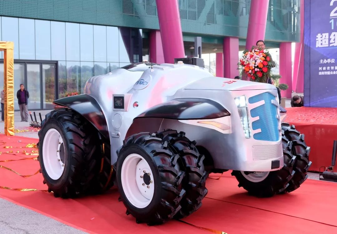 The domestic unmanned tractor is here, 5G + hydrogen fuel, this shape ...