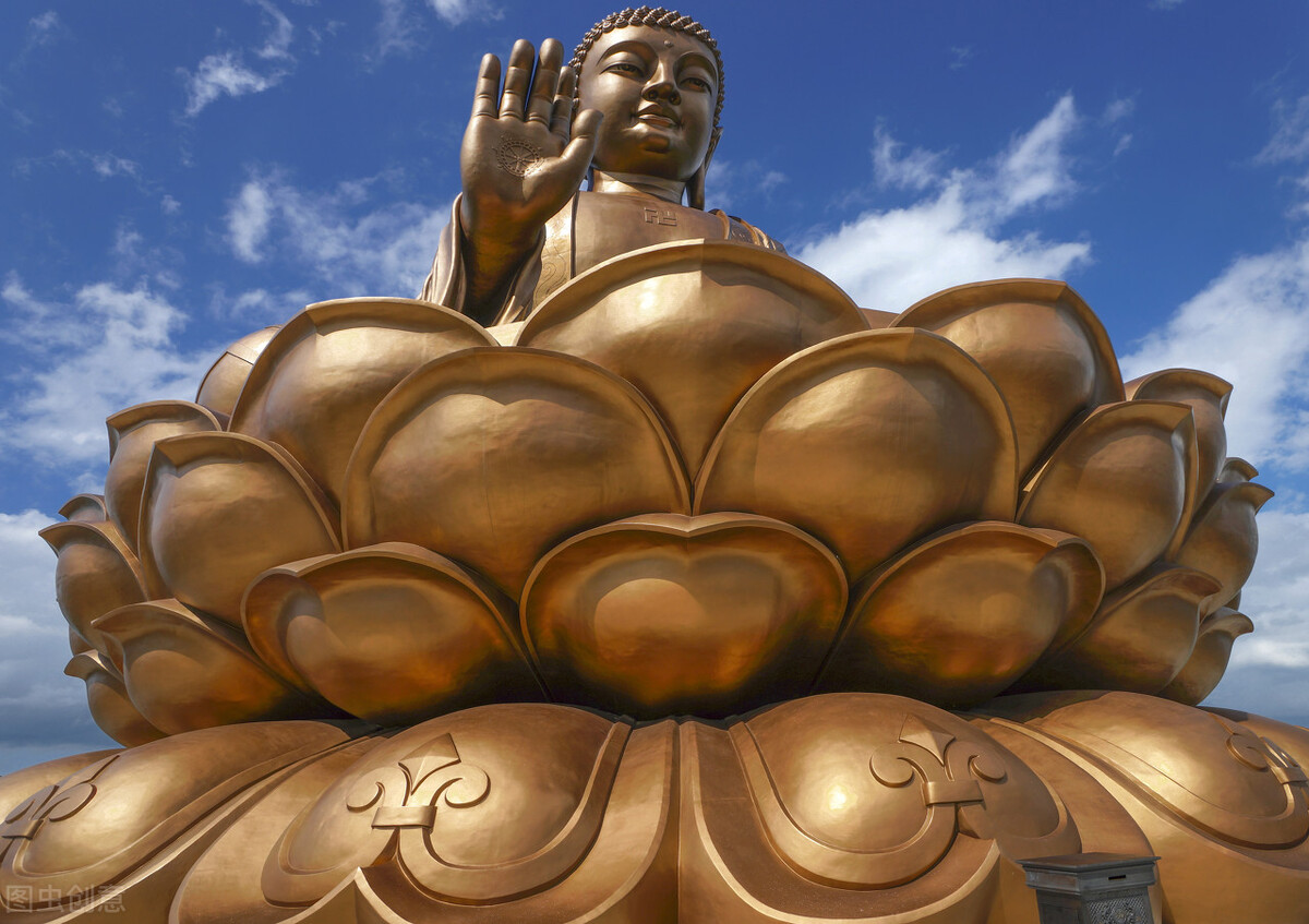 How high is Zhen Yuanzi's status?Towering into the clouds, unattainable ...