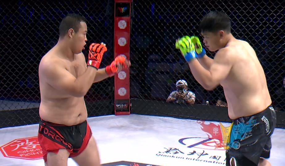 The battle of no difference behemoths staged a spike!Juding Boxing ...