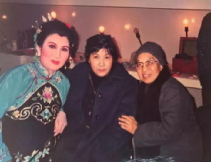 Xin Fengxia: She was severely autistic after her disability, she went ...