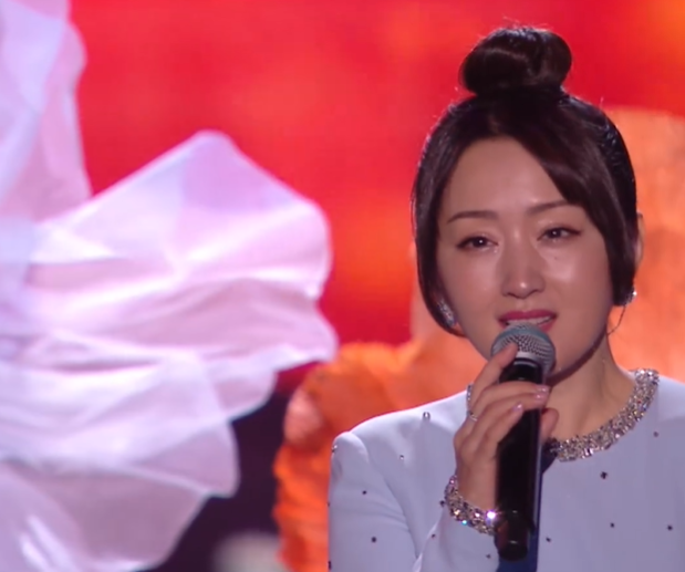 New Year's Eve actress than the United States: Yang Zisheng's picture ...