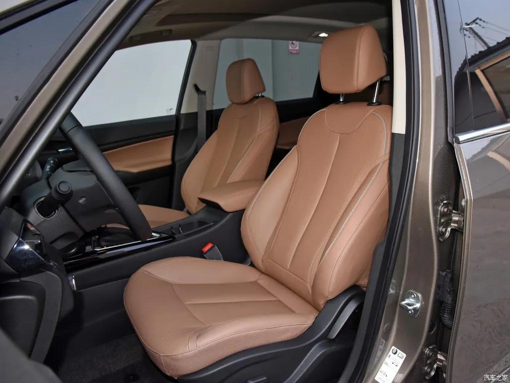 10.25-inch dual screen + panoramic sunroof, fuel-efficient and comfortable, buy Buick GL6 - iNEWS