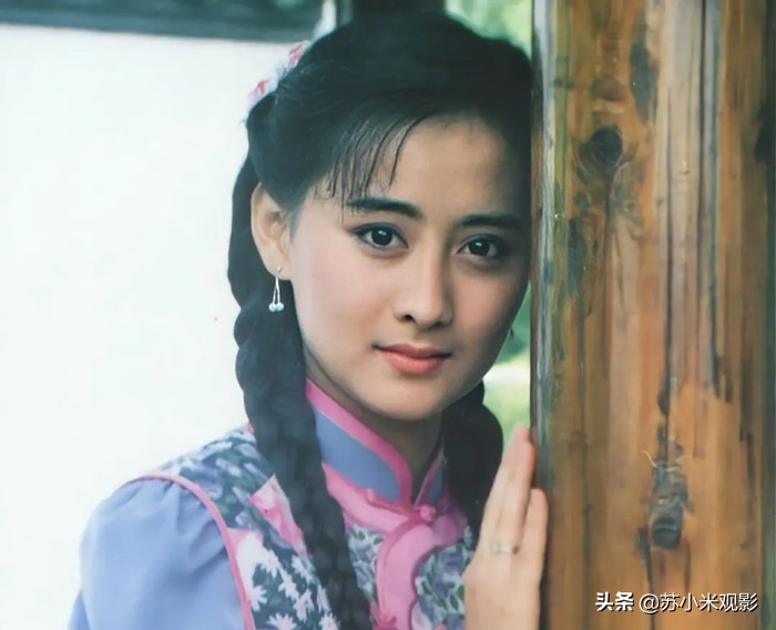 Qiong Yao Opera: Wanjun must bow down to the wind, she is the real sea ...