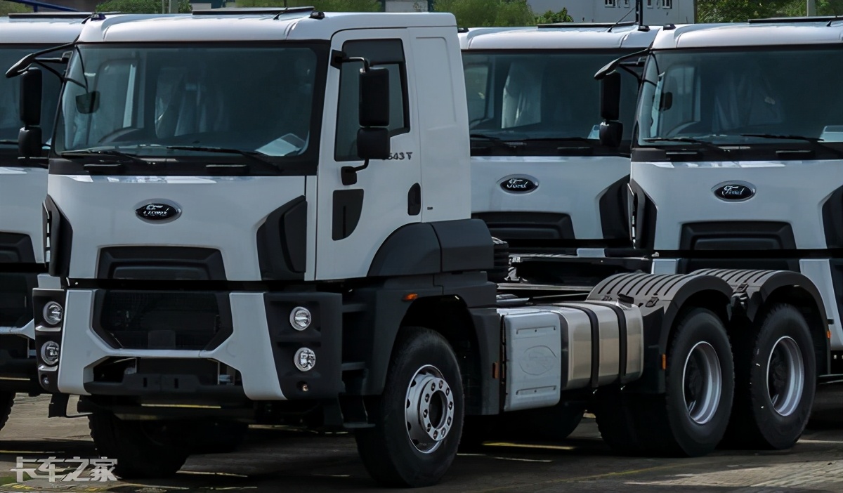 Have you seen the prototype of the Jiangling Veyron, the Ford Cargo ...