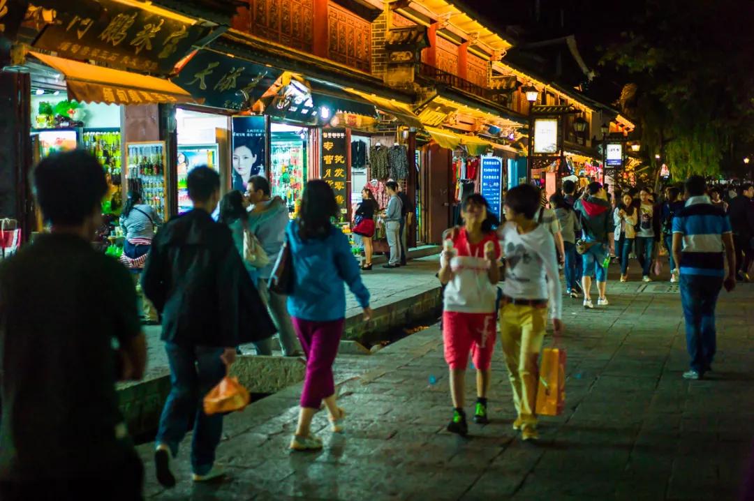 "Hometown Month" a book, a library of spoken dialects - iNEWS