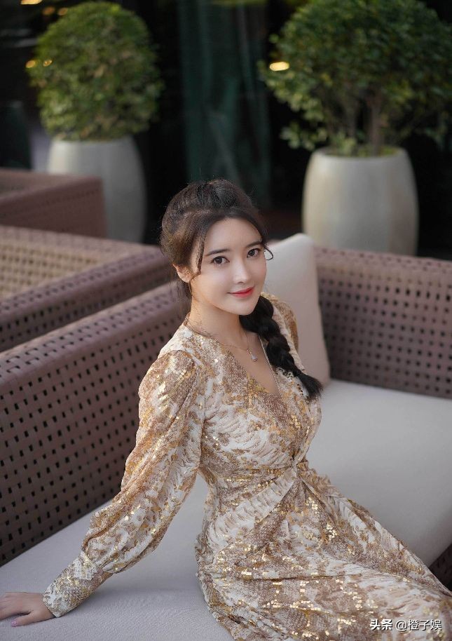 Zhang Xuan: Beautiful Pictures - iNEWS