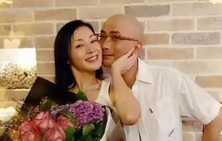 A recent photo of 50-year-old "Ma Xiaoling" looks like a girl, wearing ...