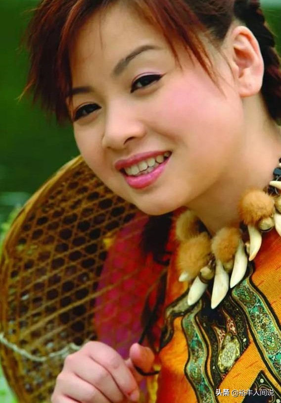 The recent photos of Li Qiong, who was so popular on the Spring ...