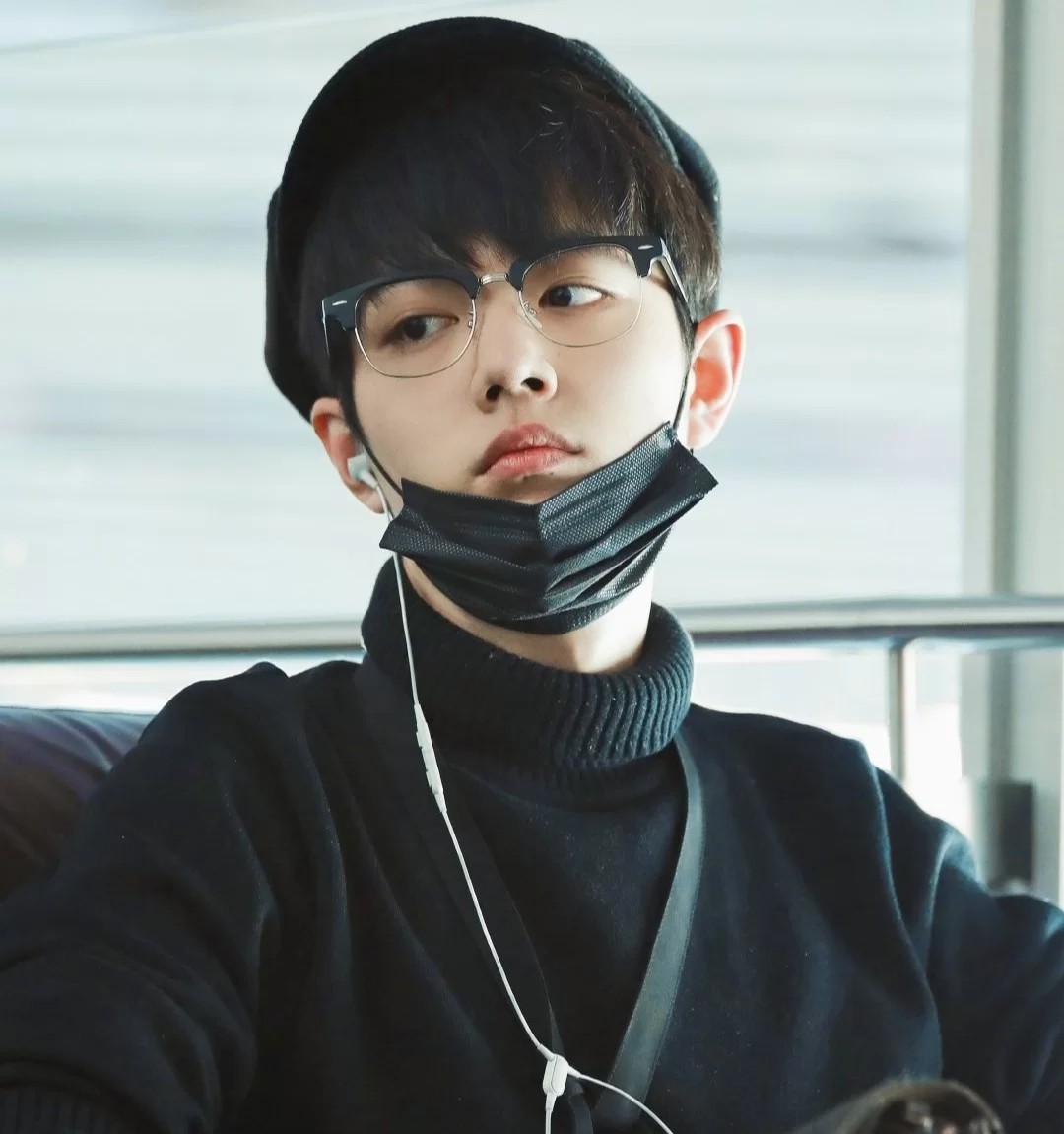 Gossip: Xiao Wan, Zhao Liying, Wu Yifan, Zhang Binbin, Yang Yang, Gong Jun, Yang Caiyi, Mo Read ...