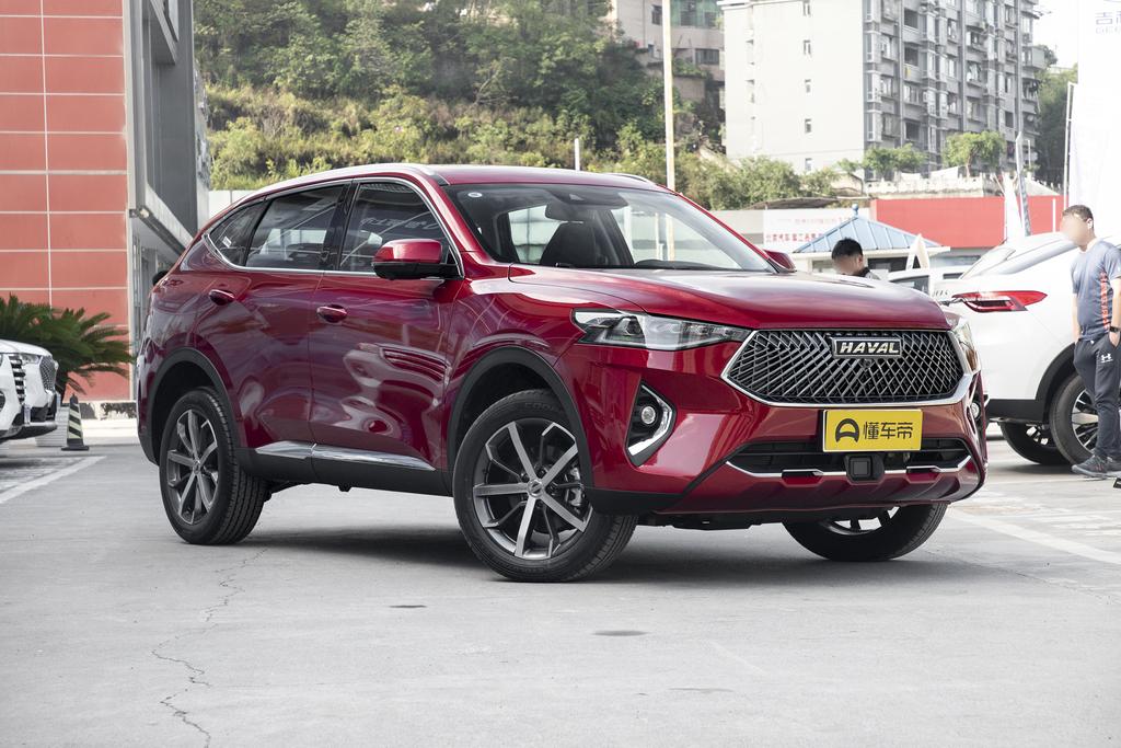 The storage space of Haval F7 is very good, and there is no trace of ...