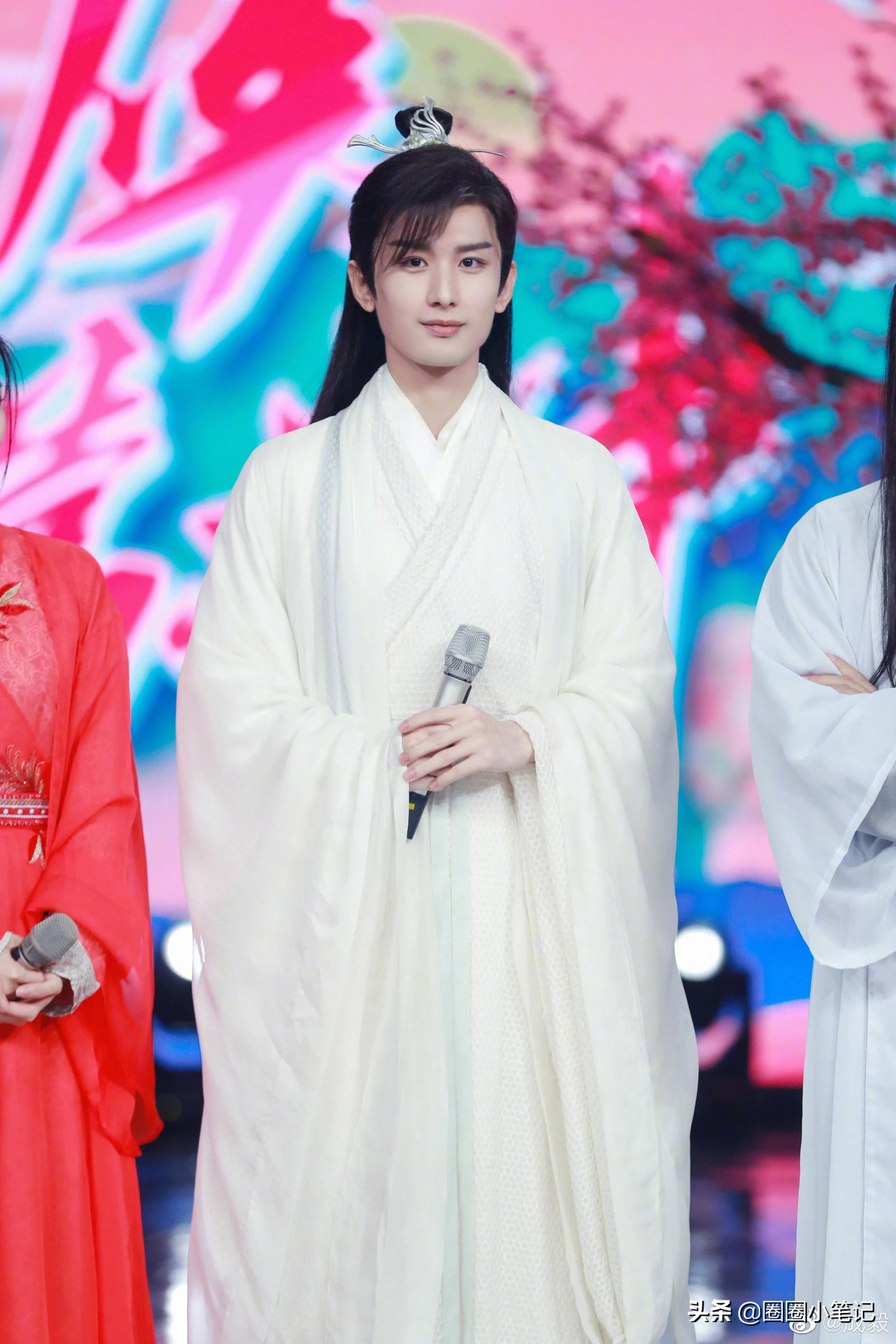 Entertainment highlights: Deng Chao, Liu Haocun, Peng Yuchang, Yang Zi ...