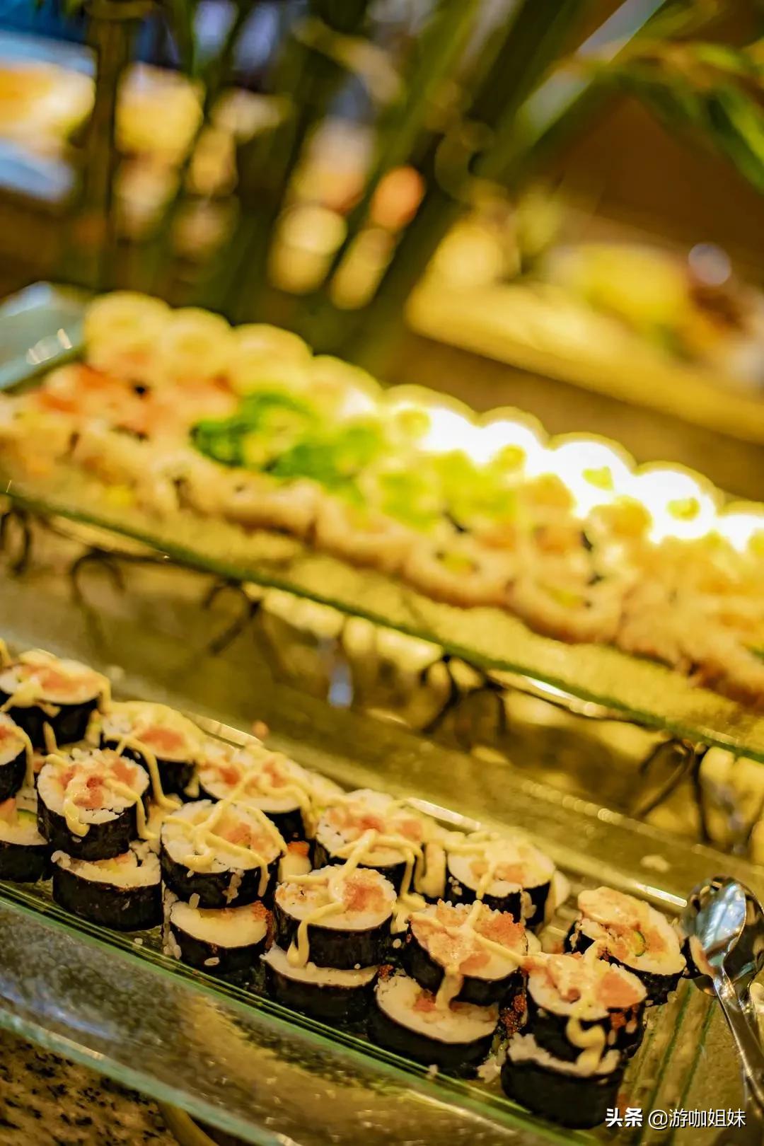 A luxurious five-star buffet in Shenzhen is collected, fresh seafood ...