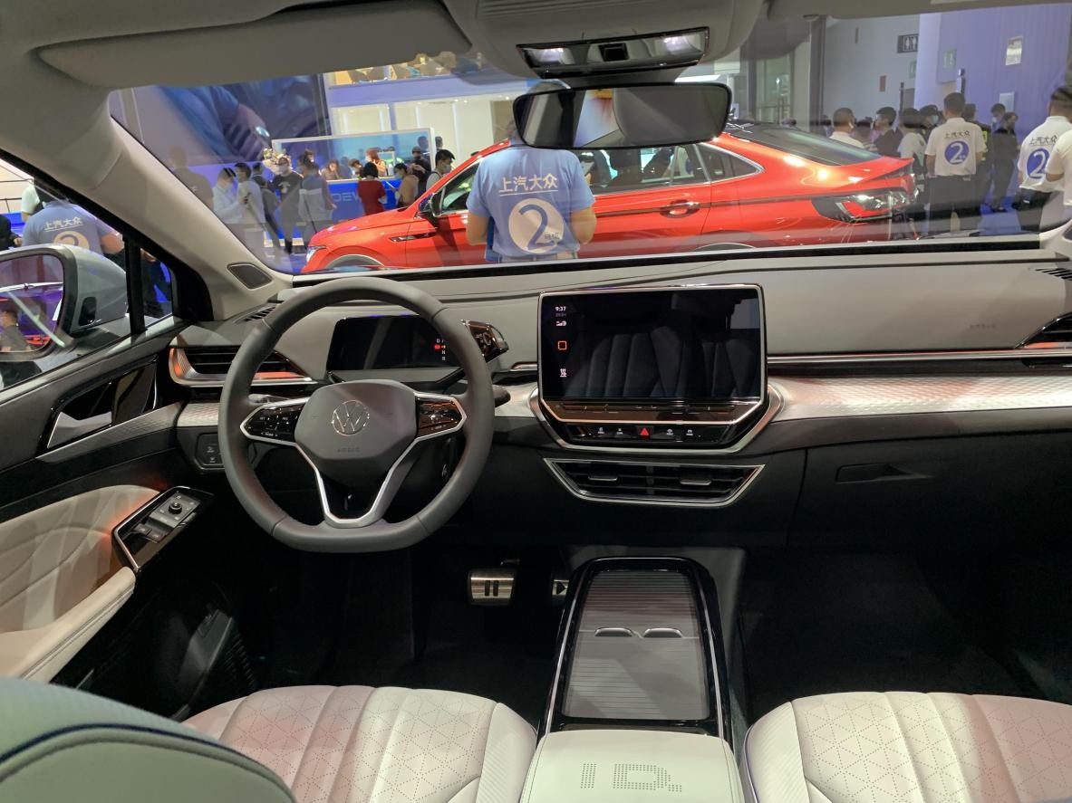 6 and 7 seats are available. Why does Volkswagen ID.6 X come first? - iNEWS