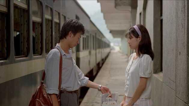 From the beginning of love to the bitter ending, in "Lian Lian Feng Chen", recalling ordinary ...