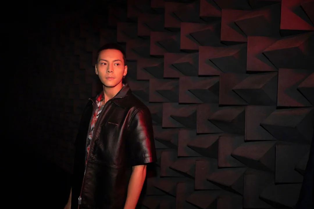 Little gossip, Wang Jiaer, William Chan, He Sui, Zhao Liying, Chen ...