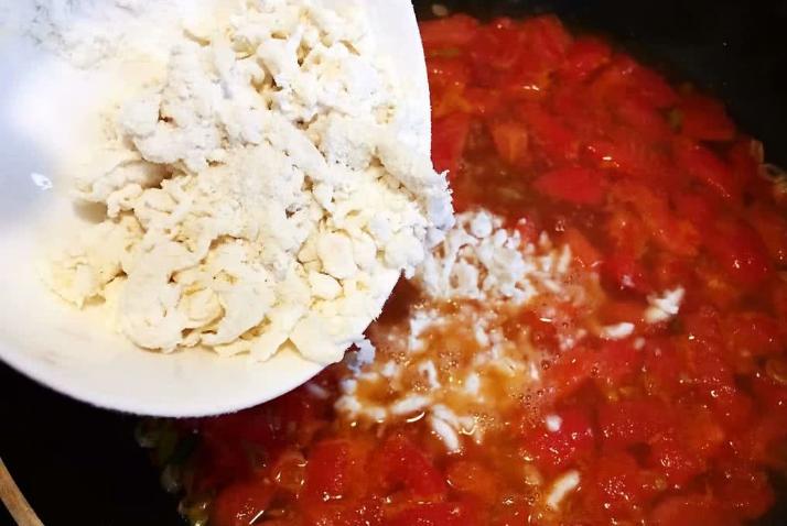 The method of "pimple soup" is hot, and it is cooked in 10 minutes. It ...