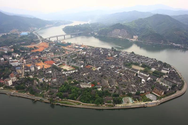 Top ten unpopular scenic spots in Hunan, Hubei and Guizhou - iNEWS