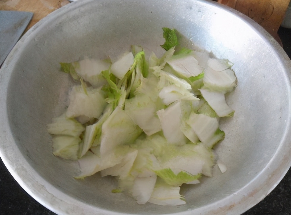 When cooking cabbage, should vinegar be added first or vinegar later ...