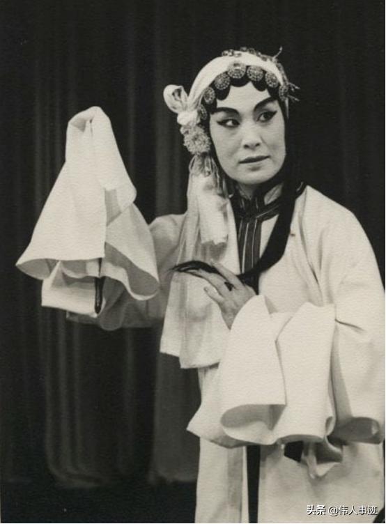 In 1956, when Premier Zhou visited the Soviet Union, he encountered ...