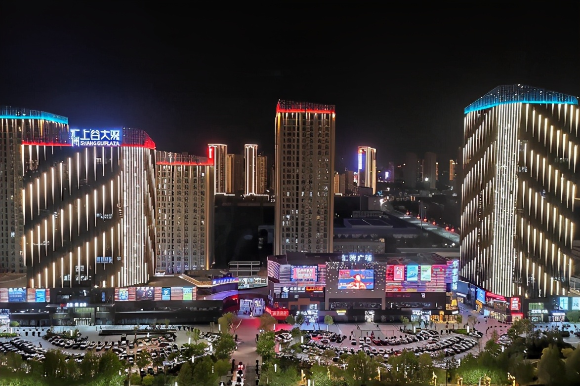Baoding is a new landmark of the city, a city full of fireworks that ...